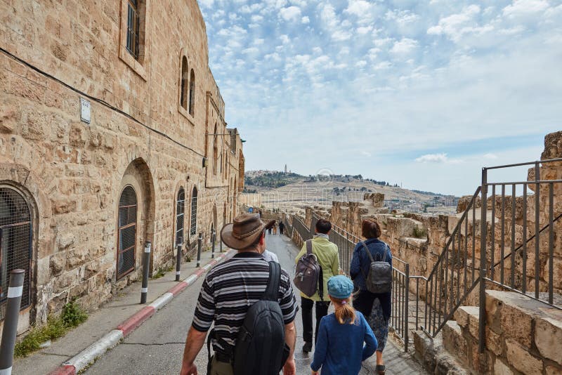 Jerusalem - 06 March, 2017: Group of Tourists Travel Trough Jerusalem ...