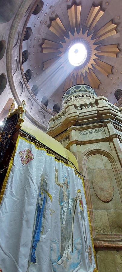 Jerusalem, Moment of the Arrival of the Holy Light. Editorial ...