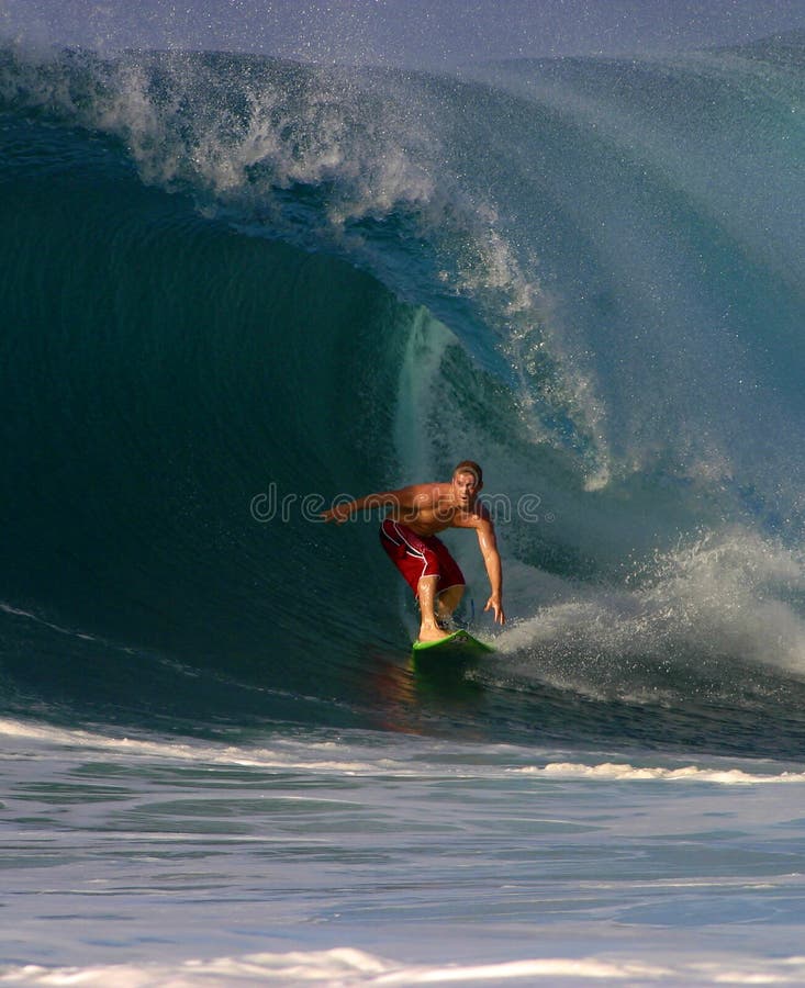 Jesse Merle Jones Surfing at Backdoor Editorial Image - Image of merle ...
