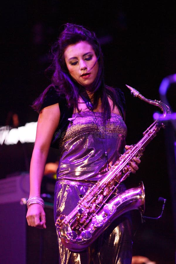 Jessy的j 编辑类图片. 图片 包括有 爵士乐, 海湾, 人们, 活动, 杰西卡, 墨西哥, 流行音乐 - 19525485