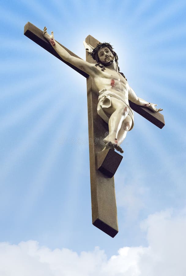 Jesucristo Crucificado En La Cruz Foto de archivo - Imagen de sagrado ...