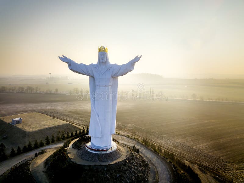 Jesus Christ el rey imagen de archivo. Imagen de pulimento - 136158675