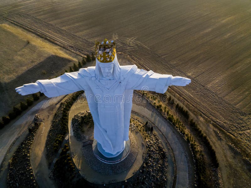 Jesus Christ el rey foto de archivo. Imagen de exterior - 136158738