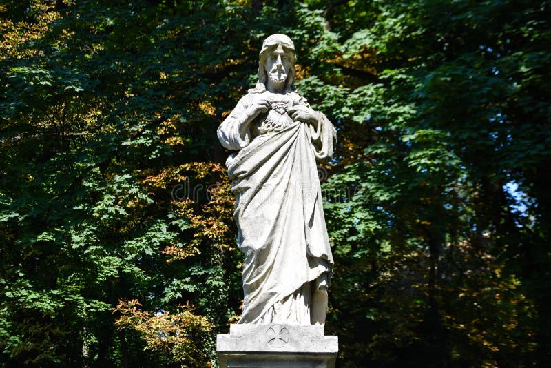 Jesus Statue in Cemetery. Religious Beliefs Stock Image - Image of icon ...