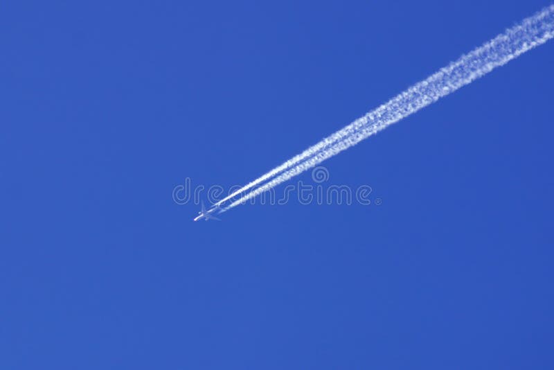 Jumbo jet stock photo. Image of flight, travel, aeroplane - 1029382