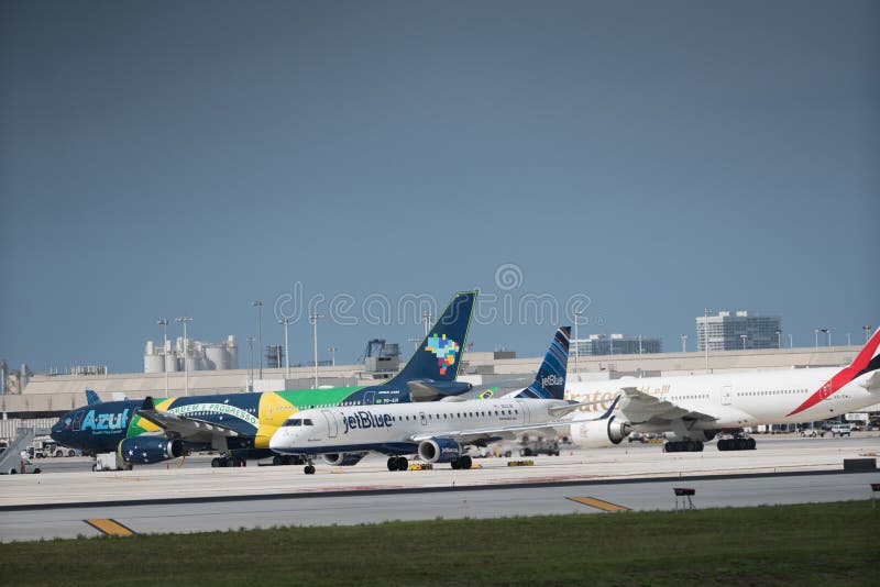 Jet Blue and Azul Airplanes at FLL Editorial Photography - Image of ...
