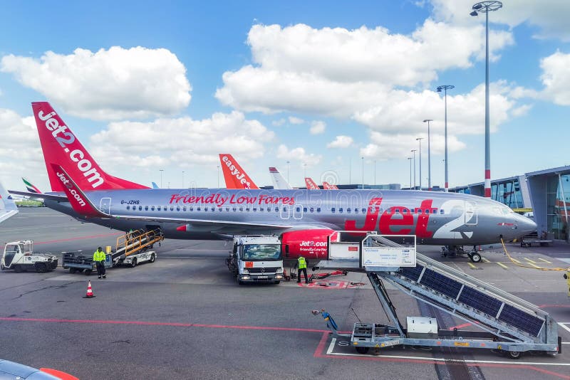 Jet2 Boeing 737 editorial photo. Image of metallic, boeing - 148007041