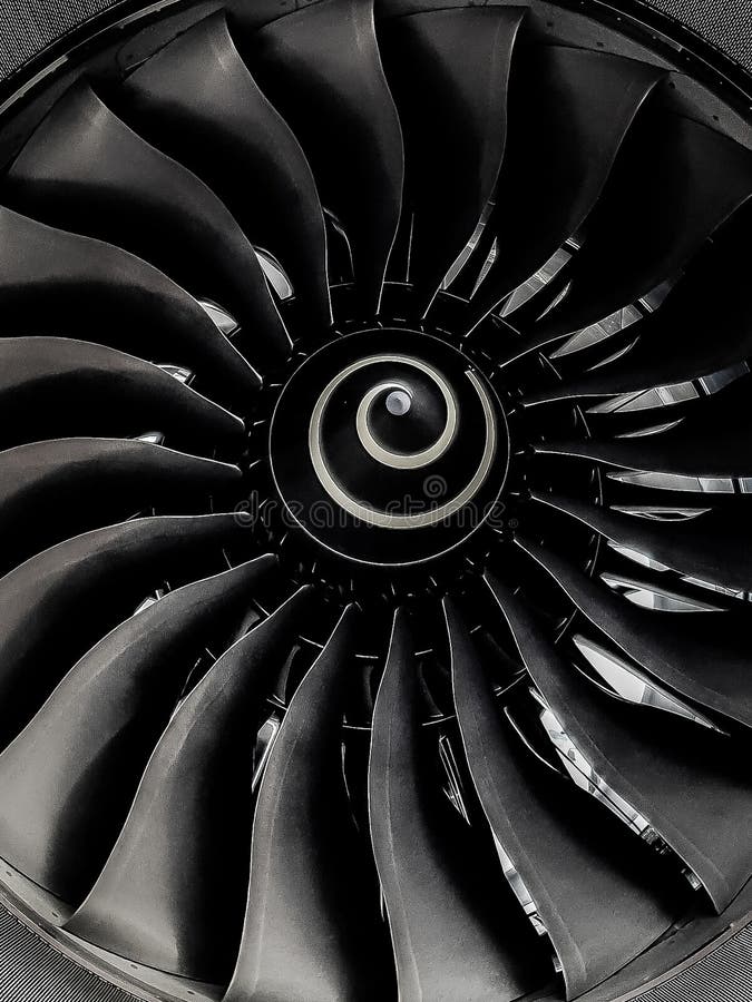 The Jet Engine in Black and White Stock Image - Image of circle, iron ...