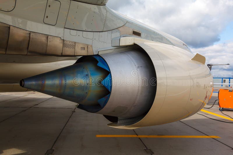 Jet engine passenger plane stock image. Image of science - 27553047