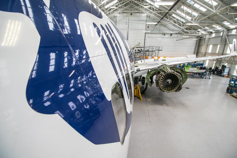 Ryanair Boeing Airplane Turbine Engine Editorial Image - Image of ...