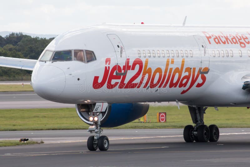 Jet2 feriados Boeing 757 imagem de stock editorial. Imagem de europa ...