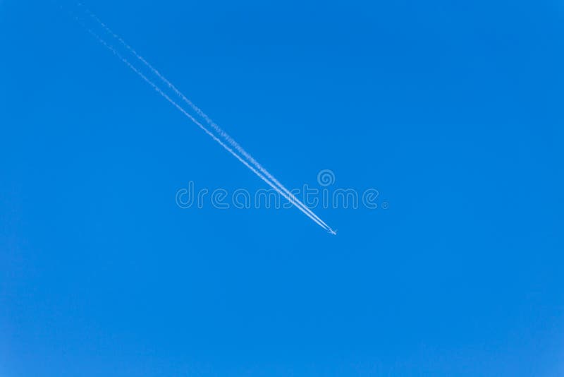 Jet. Inversion Trace of the Aircraft Stock Image - Image of clear, blue ...
