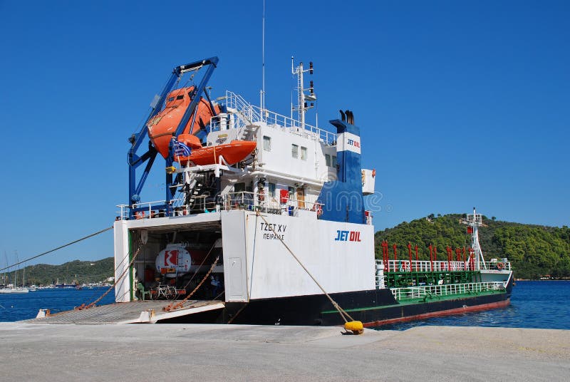 Jet Oil XV Tanker, Skiathos Editorial Image - Image of petrol, northern ...