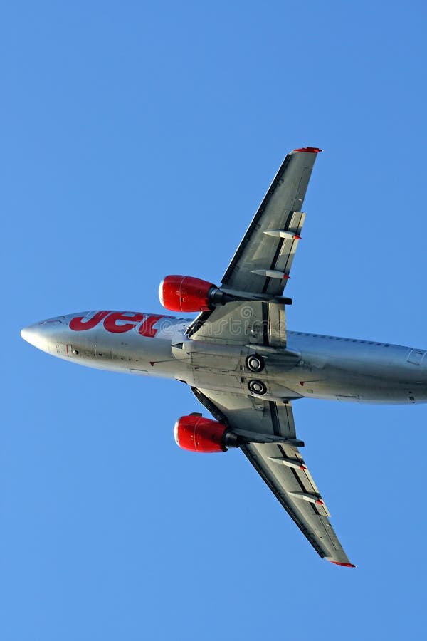 Jet plane stock image. Image of track, plane, bright, arrival - 5724915
