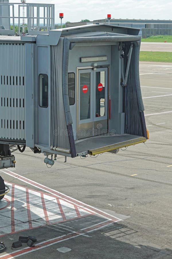 Jet way connection stock image. Image of airport, jetty - 77305265