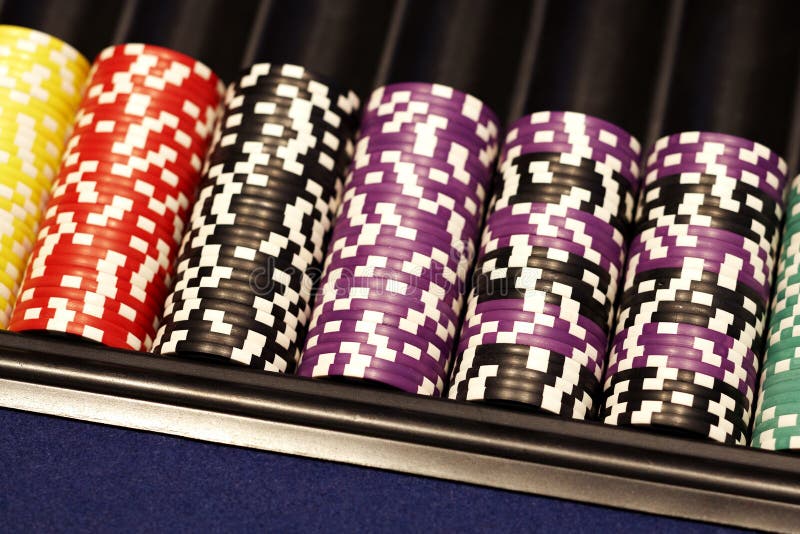 Jetons del color foto de archivo. Imagen de noche, contador - 42057088