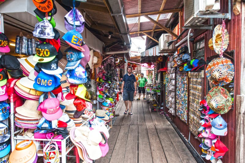 JETOS DE CLAN - PENANG foto editorial. Imagen de bastiones - 158315566