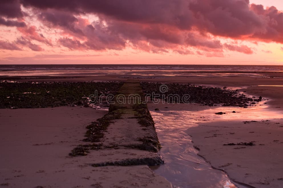 Jetty stock image. Image of britain, beachfront, sleep - 7122441