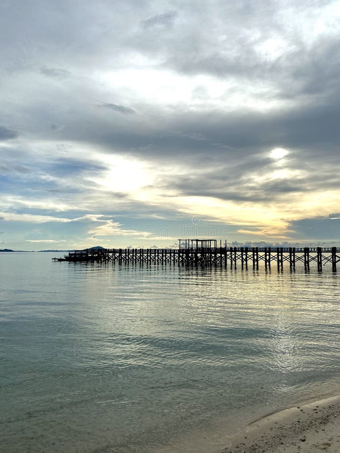 Jetty on the Beach during Sunset Stock Image - Image of bajo, jetty ...