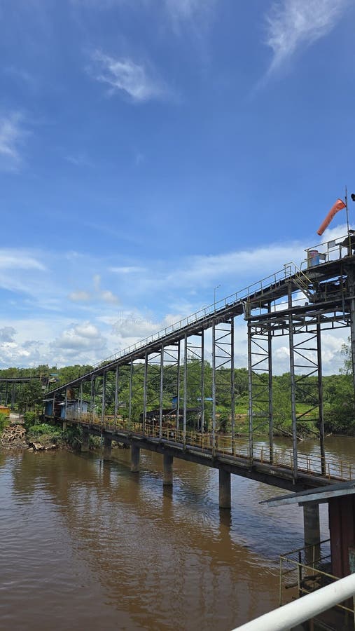 Jetty Factory Loads Bulk from Land To River To Load Onto Cargo Ships ...