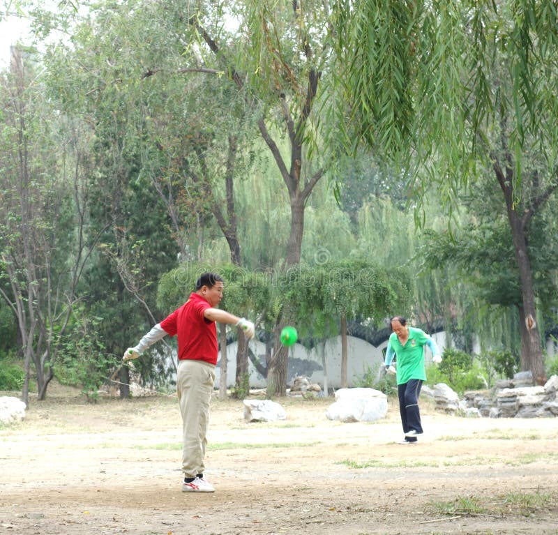 Jeu de diabolo photo stock. Image du sport, culture, adolescent - 9190852