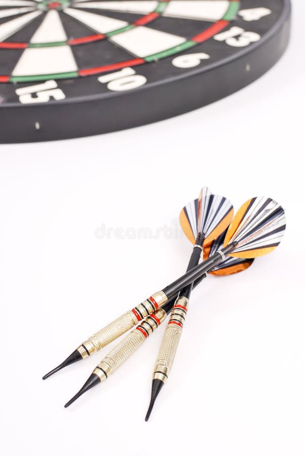 Jeu des dards photo stock. Image du lifestyle, cher, intérieur - 21525252