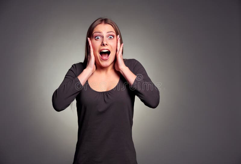 Jeune Femme Choquée Heureuse Image stock - Image du étonnant, blanc ...