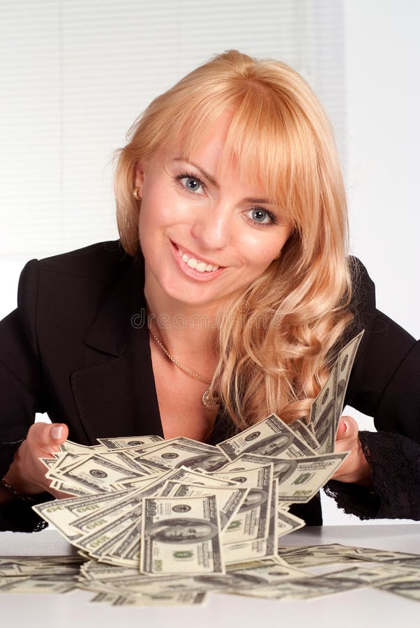 Jeune femme riche photo stock. Image of métier, affaires - 19760828