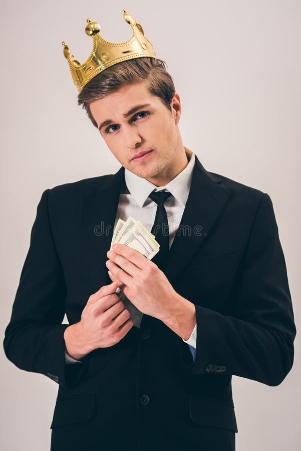 Jeune prince beau image stock. Image du tête, affaires - 85779381