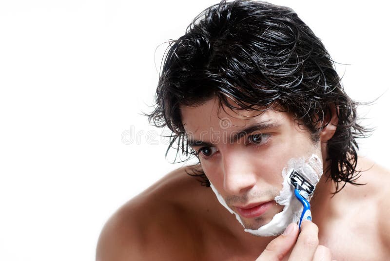 Jeune raser beau d'homme image stock. Image du mousse - 12335629