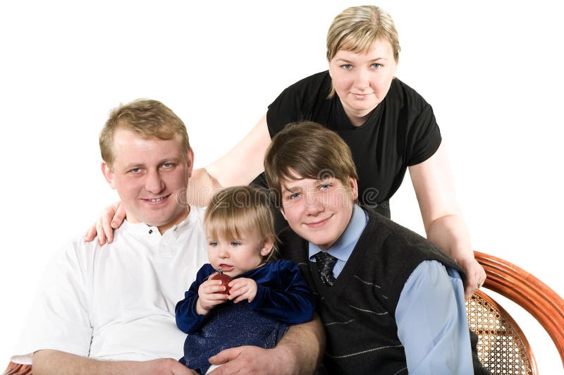 Jeunes Parents Et Enfants Heureux Photo stock - Image du fille, filles ...