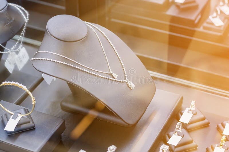 5,697 Jewelry Shop Window Stock Photos - Free & Royalty-Free Stock ...