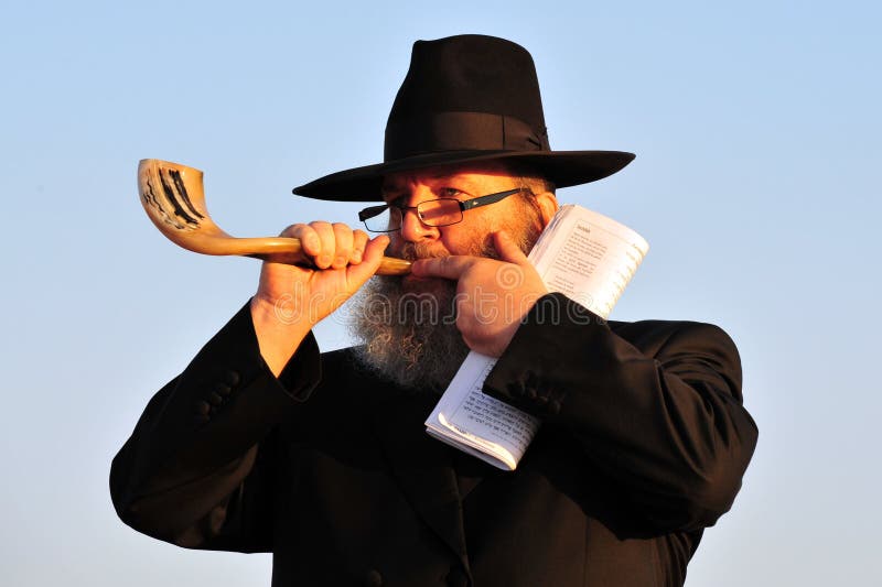 The Jewish Ritual - Tashlich Editorial Stock Photo - Image of ashdod ...