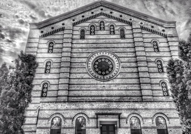 Jewish Synagogue in Budapest Stock Image - Image of synagogue, budapest ...