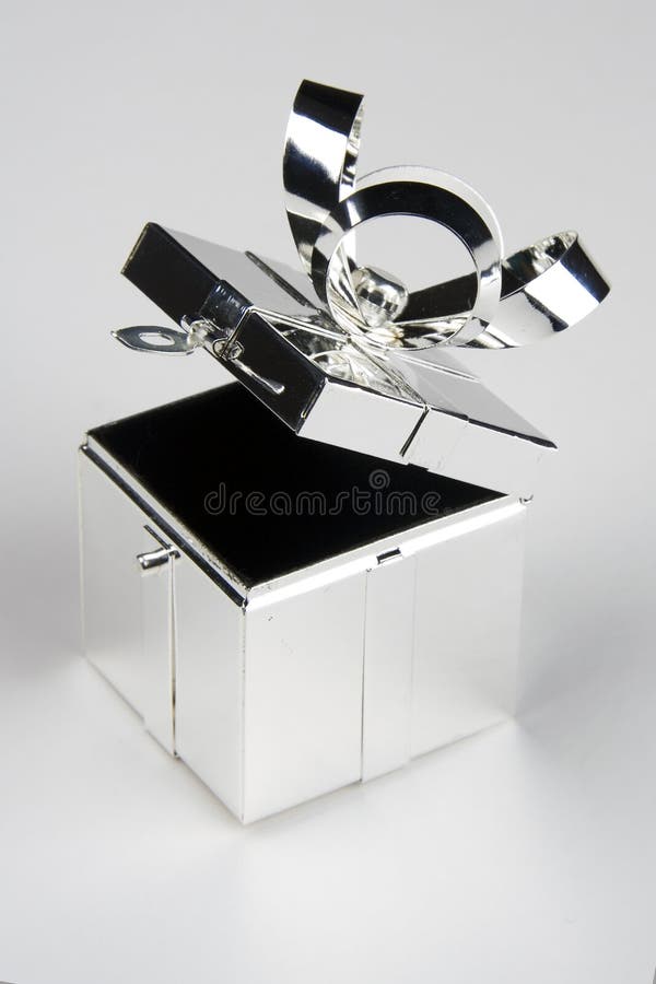 Open jewlery box stock image. Image of beautiful, necklace - 30095615
