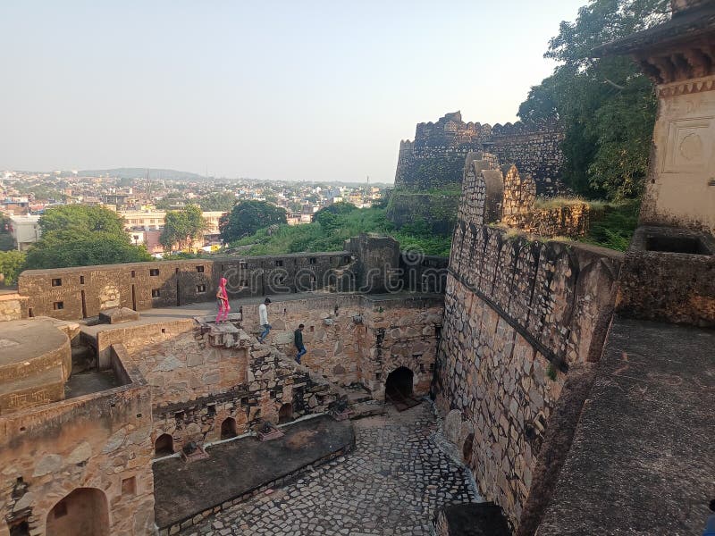 Jhansi fort editorial photo. Image of fort, 1857, jhansi - 260179881
