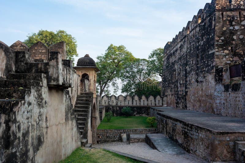 Jhansi Fort, Jhansi, Uttar Pradesh, India. Stock Image - Image of queen ...