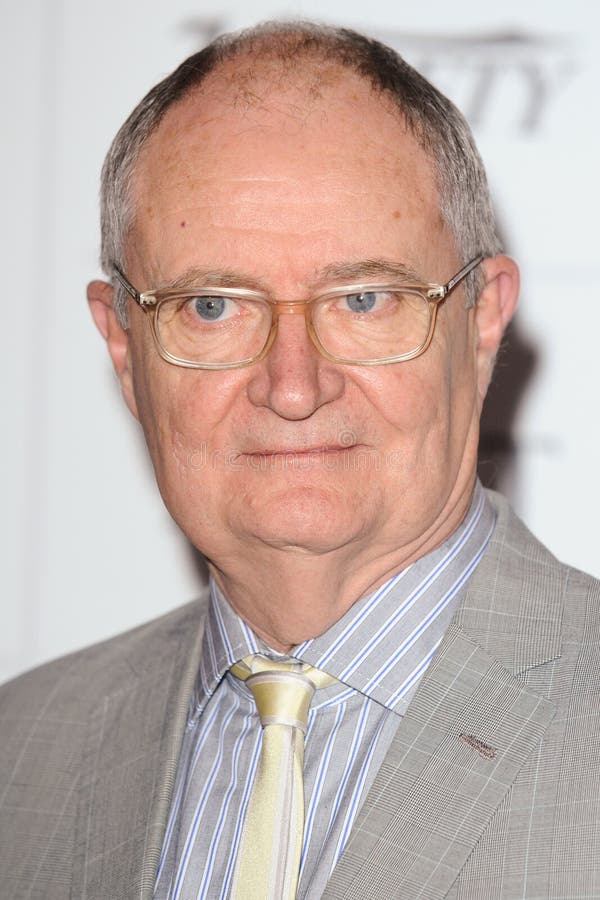 Jim Broadbent imagem de stock editorial. Imagem de chegar - 36733294