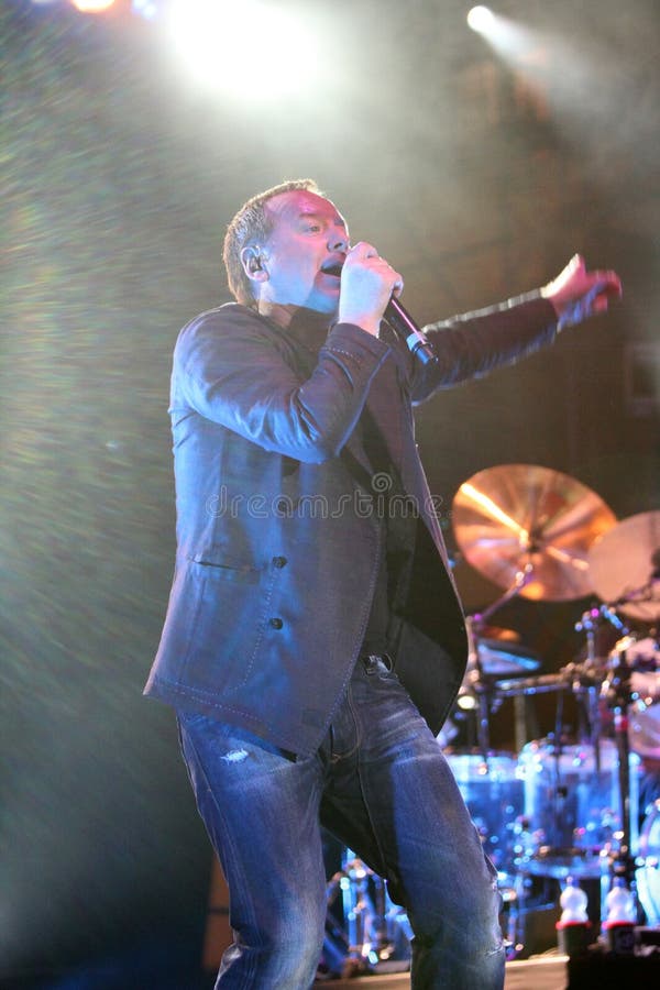 Jim Kerr of Simple Minds, Live Concert Editorial Photography - Image of ...
