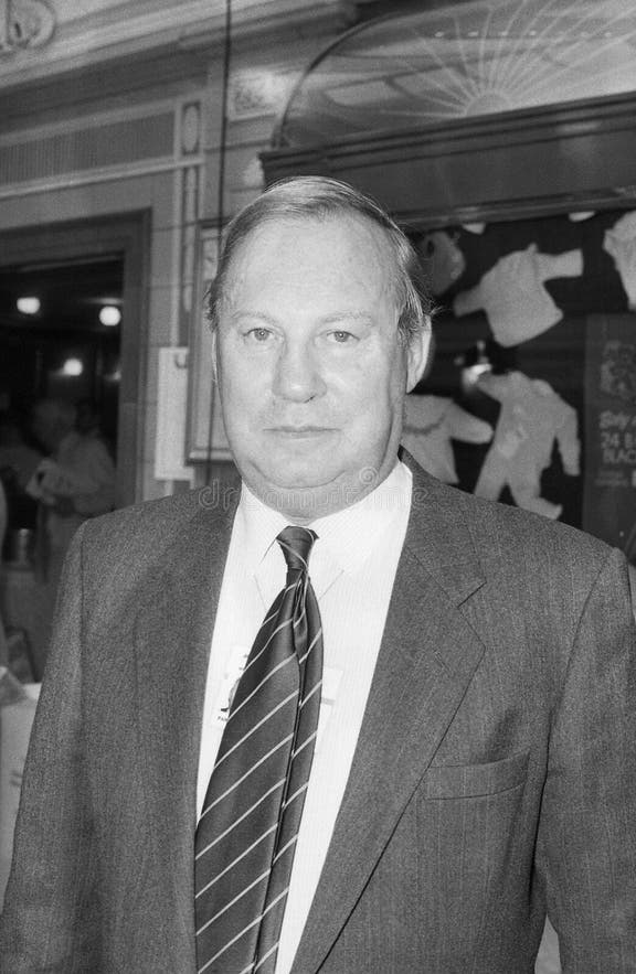 Jim Lester editorial photo. Image of commons, blackpool - 11170236