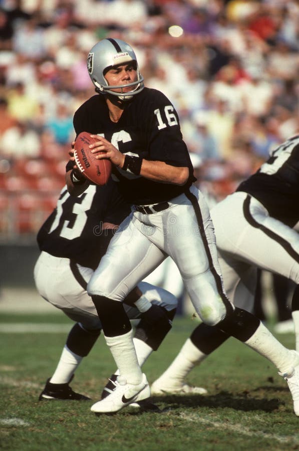 Jim Plunkett fotografía editorial. Imagen de naturalizado - 73981962