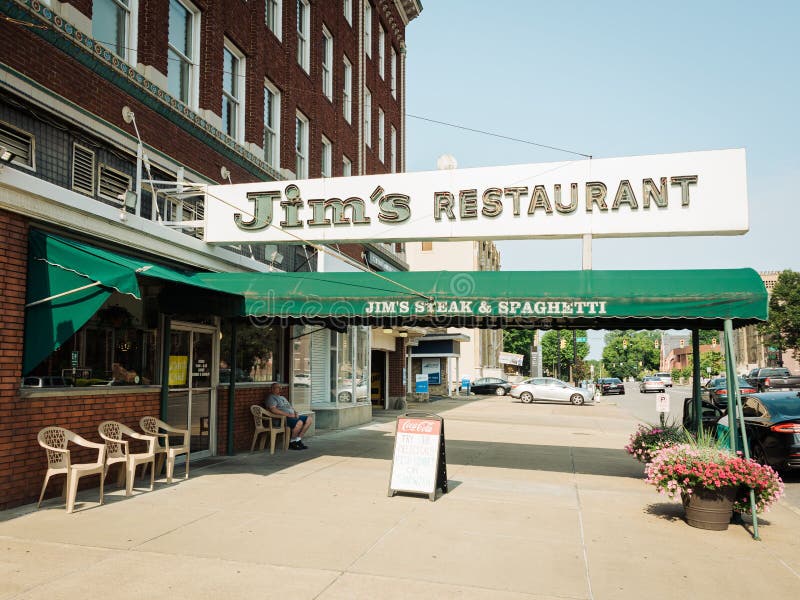Jims Restaurant, in Downtown Huntington, West Virginia Editorial Photo ...