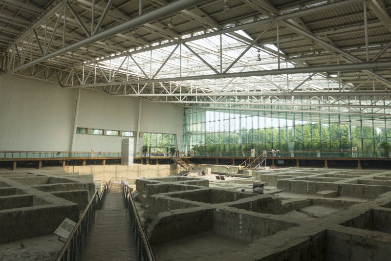 Jinsha site museum editorial photography. Image of cultural - 72330182