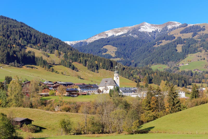 Jochberg in Tirol stockfoto. Bild von tirol, österreich - 62128112