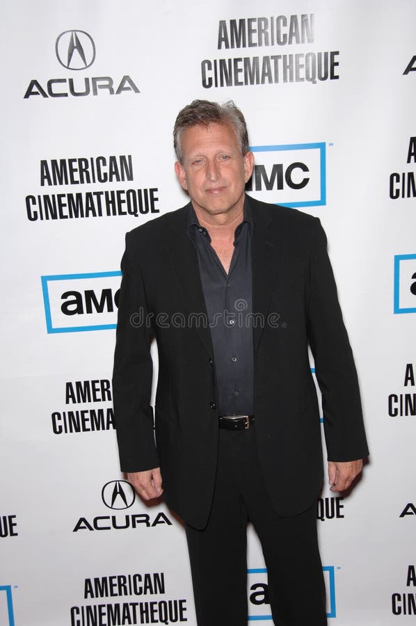 Joe Roth editorial photo. Image of paul, hilton, 2007 - 24818191