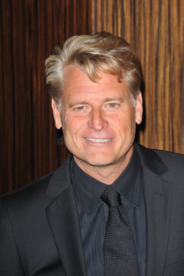 Joe Simpson editorial photography. Image of hotel, october - 26360592