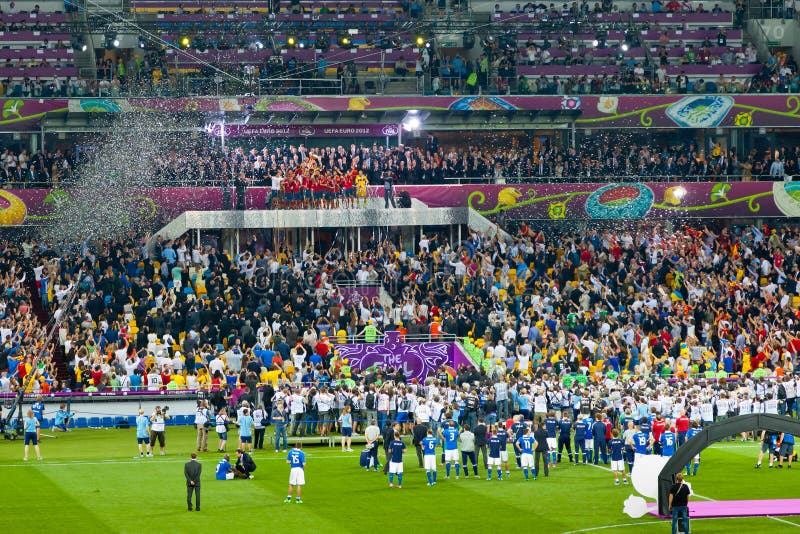 Jogo De Futebol Final Do EURO 2012 Do UEFA Foto Editorial - Imagem de ...