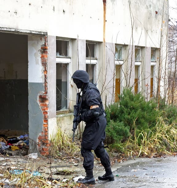 Jogo do Asg foto de stock. Imagem de espingardas, coldre - 3739188