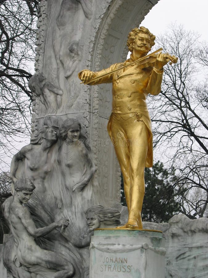 Polybius Statue