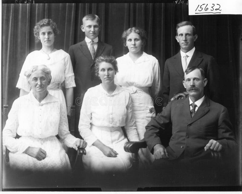 John Decker Family Portrait 1916 Picture. Image: 222454665